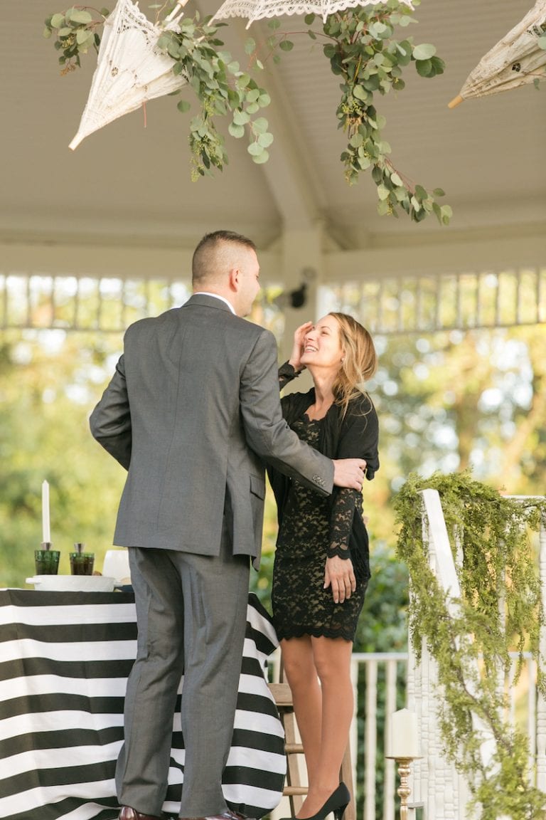 16 Romantic Proposal Photos that Capture Pure Joy