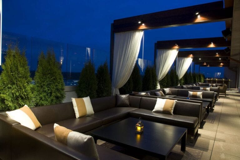 The Best Places for Rooftop Proposals! - The Yes Girls